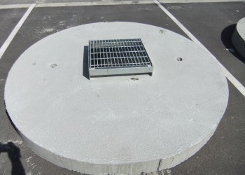 Traffic With GALVANISED SQUARE Grate (Hinged & Bolt Down) Class C, 5 ...